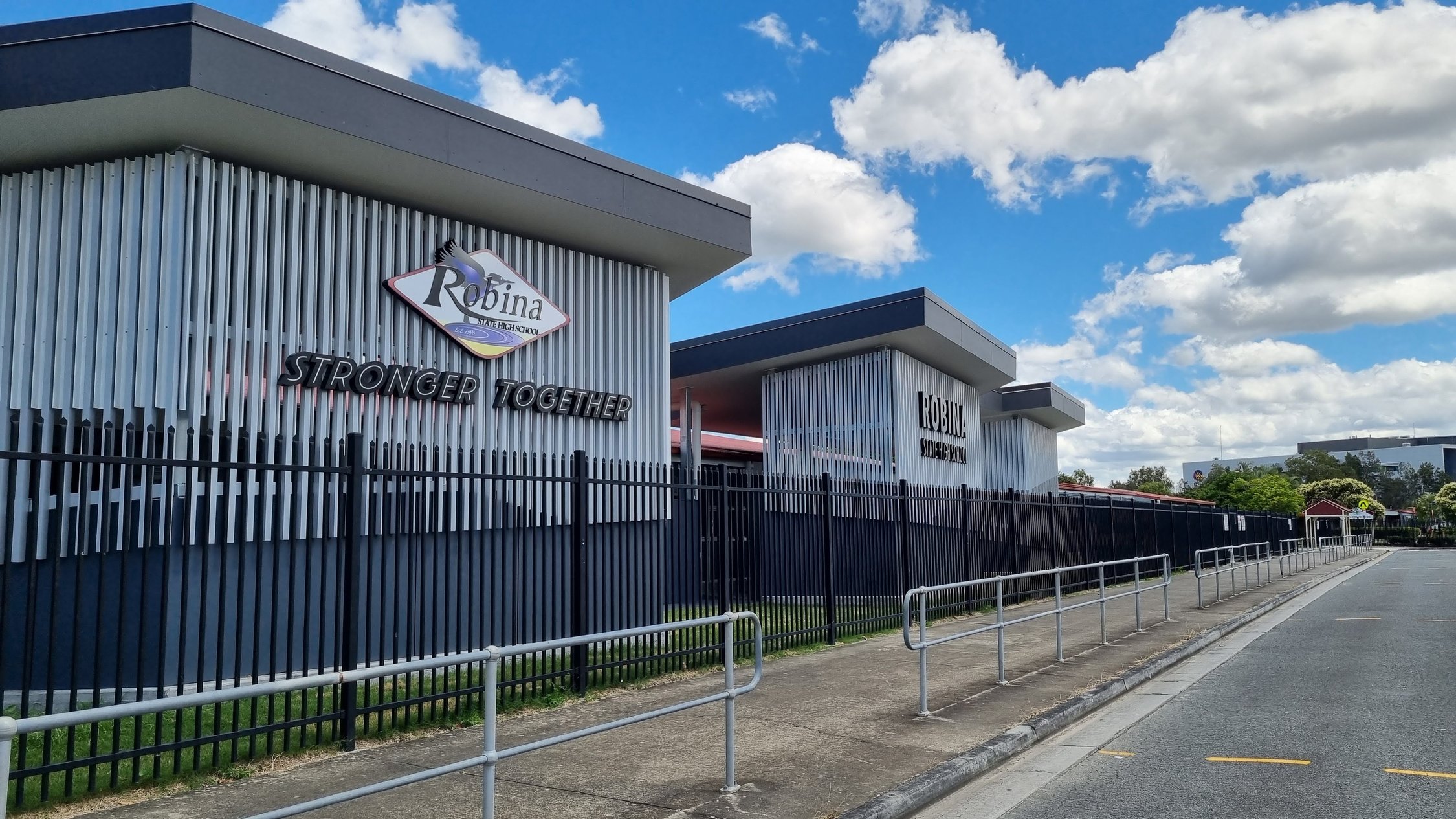 Robina State High School - Corporate Sign Industries